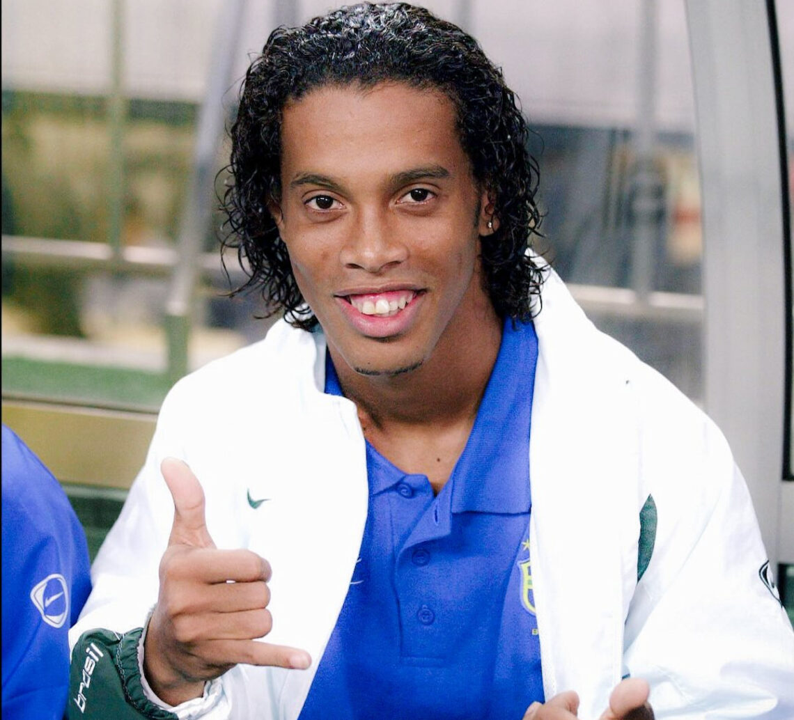 Gol de Ronaldinho Gaúcho contra a Inglaterra na Copa de 2002 só ...